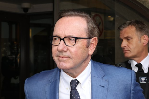 Cult American Actor Became Homeless | BB.LV