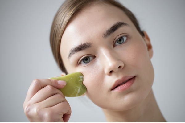 How to Reduce Facial Swelling: 5 Effective Methods | BB.LV