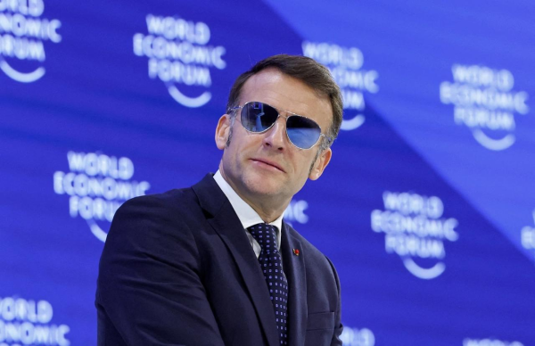 The Secret of the Blue Glasses Behind Which Macron Hid His Red Eye ...