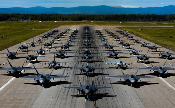 New War on the Horizon? The U.S. 'Nuclear Sniffer' Lands in the UK | BB.LV