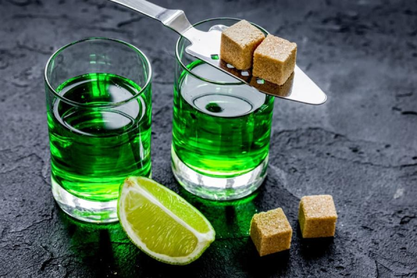 Absinthe Day: Features of the Drink and Rules for Its Consumption | BB.LV